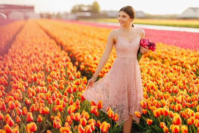 Tulip fields – Larisa Costea